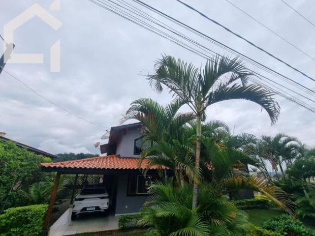 Casa à Venda no Condomínio Village Morro Alto em Itupeva