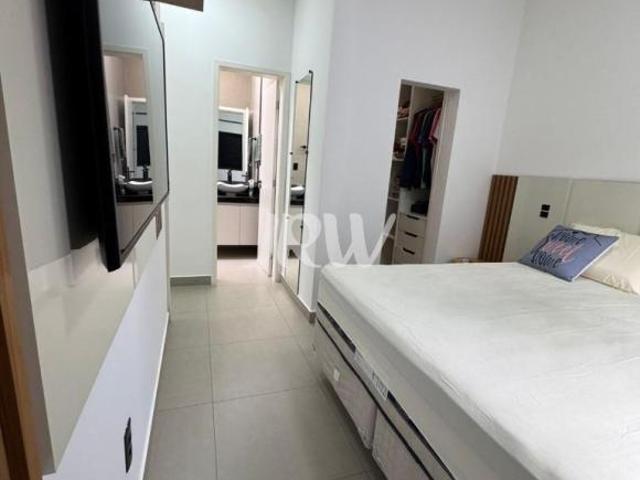 CASA A VENDA NO CONDOMÍNIO VILLAGE MOUTONNÉE NA CIDADE DE SALTO SP