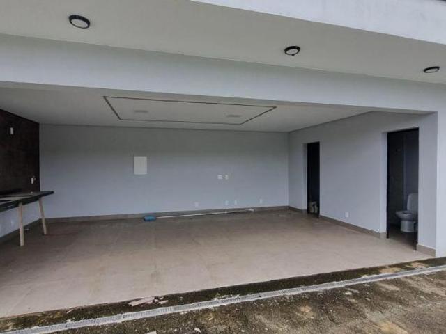 Casa à Venda no Condomínio Villaggio Azzure / 3 Suítes / Piscina/ 199m² – Itupeva/SP