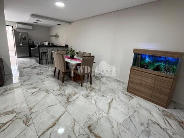 Casa à Venda no condomínio Villagio Wanel