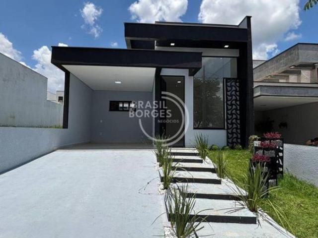 Casa à Venda no Condomínio Villagio Ipanema 1 – 3 Dormitórios, 1 Suíte, 105 m² – Zona Norte de Soroc