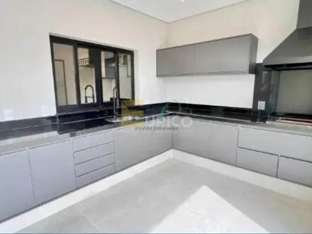 Casa à venda no Condomínio Vita Verdi em Valinhos/SP