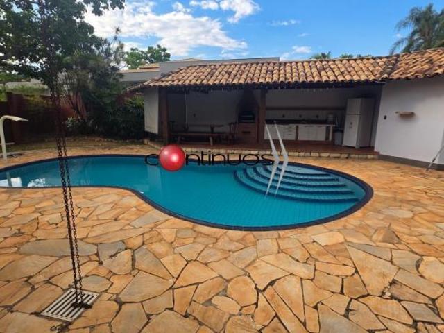 Casa a venda no Condomínio Vivendas: 3 quartos, 1 suíte, 3 salas, 8 vagas de garagem em Lagoa Santa