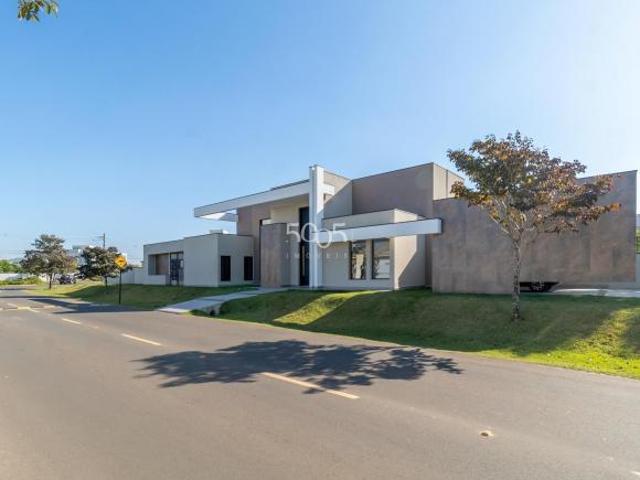 Casa à venda e locação no Condomínio Xapada Itu, com 430m² de área construída e 1198,37m² de área to