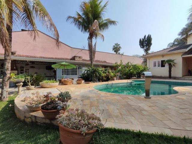 Casa à venda no Condomínio Zuleika Jabour Salto/SP