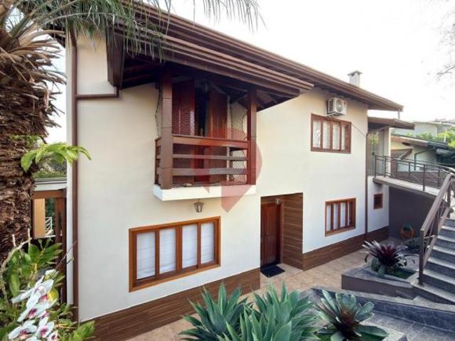 Casa a venda no Condomínio Águas da Serra em Valinhos