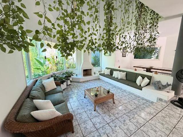 Casa à venda no condomínio Aldeia da Baleia | 400m² de terreno | Piscina privativa