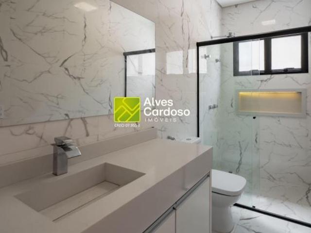Casa a venda no condomínio Alphaville Nova Esplanada