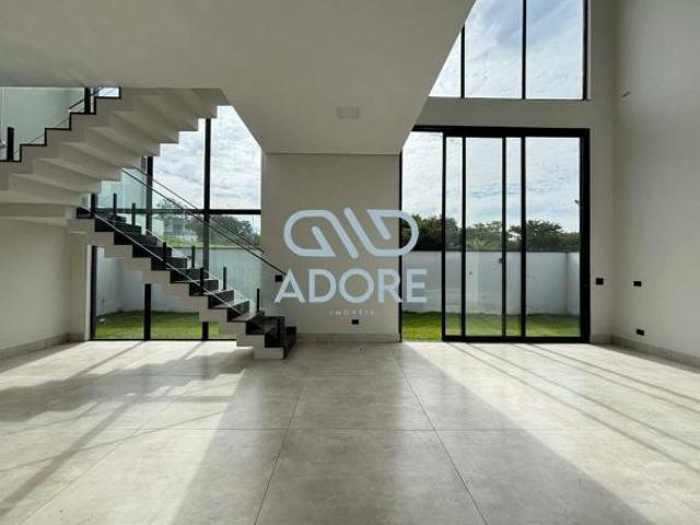 Casa à Venda no Condomínio Alphaville Castelo em Itu/Sp | 3 Quartos | Piscina