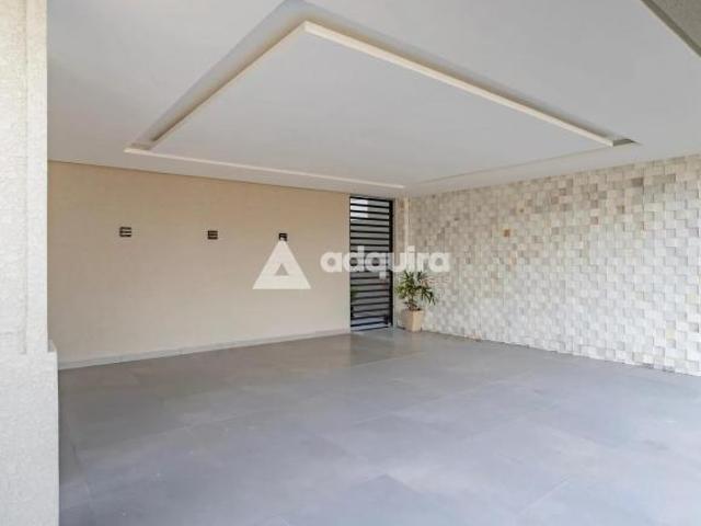 Casa à venda no condomínio Alphaville, contendo 3 suítes