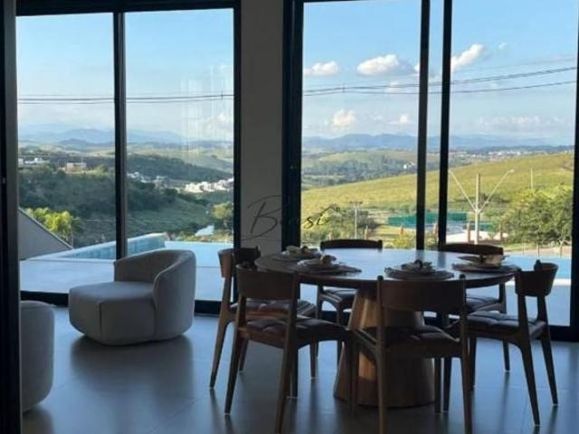 Casa à venda no Condomínio Alphaville I 05 dormitórios sendo 05 suítes 408m ²
