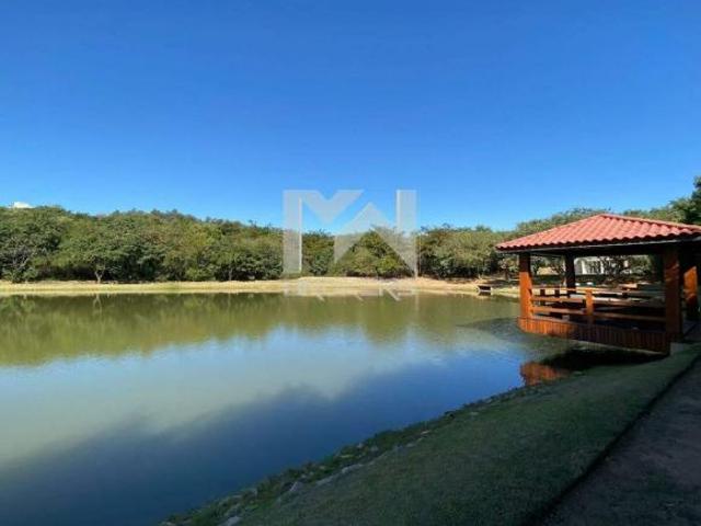 Casa à venda no Condomínio Arboretum em Vinhedo SP
