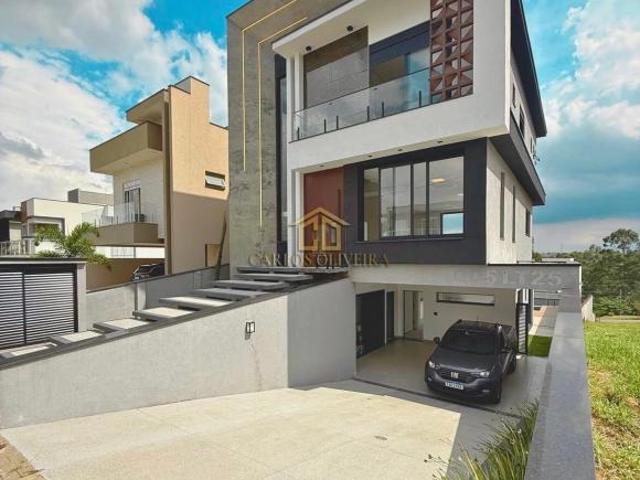 Casa à Venda no Condomínio Aruã Brisas, Mogi das Cruzes/SP