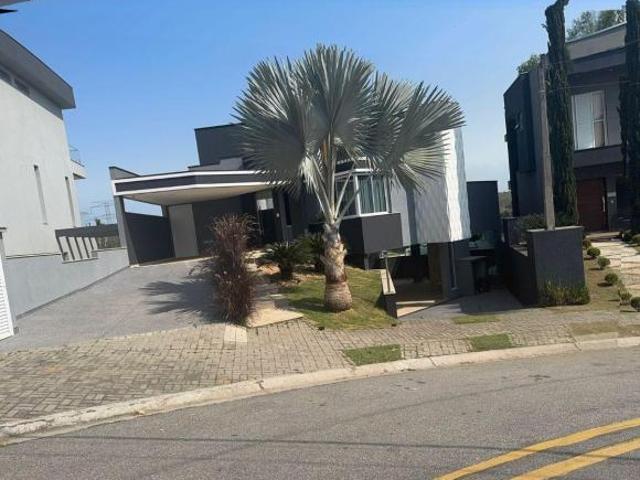CASA à venda no Condominio Aruã Brisas