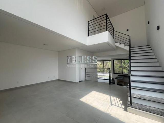 CASA À VENDA NO CONDOMÍNIO BELLA VITTÁ JARDIM CELESTE JUNDIAÍ VISTA LIVRE PARA A MATA, SEM VIZ