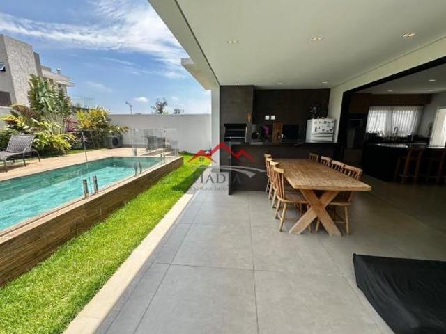 Casa a venda no condomínio Brisas do Lago Jundiaí SP