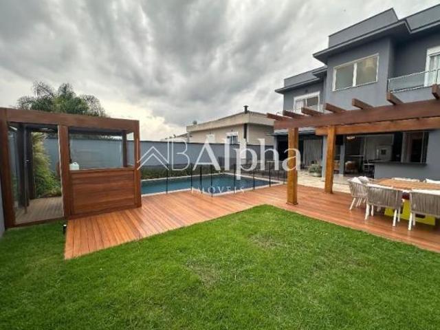 Casa a venda no Condomínio Campos do Conde em Santana de Parnaíba SP