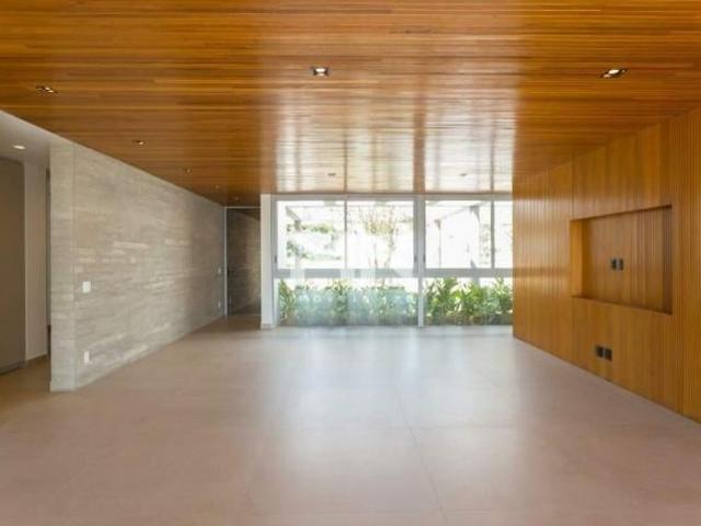 Casa a Venda no condomínio Campos de Santo Antonio 2