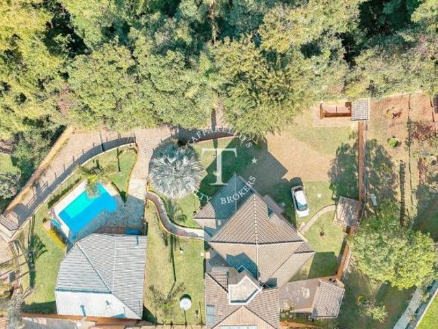 Casa à Venda no Condomínio Cachoeira do Imaratá Itatiba/SP com Vista Panorâmica e Lazer Completo