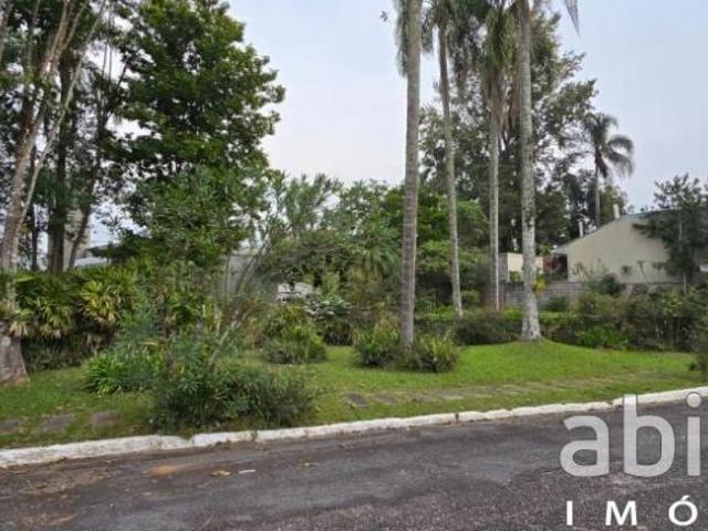 Casa à venda no Condomínio Chácara da Lagoa Itapecerica da Serra/SP 474,80m² 4 suítes