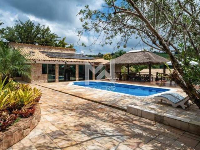 Casa à venda no Condomínio Chácaras do Lago em Vinhedo SP