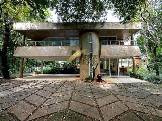 Casa à venda no Condomínio Chácaras São Quirino Campinas, com 5 suítes, muito verde e garagem para