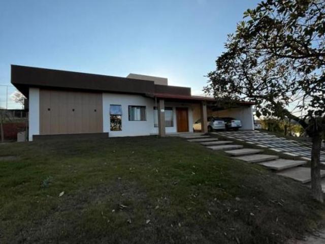 CASA A VENDA NO CONDOMINIO CHAMPAGNE EM LAGOA SANTA