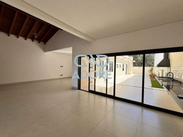 Casa á venda no Condomínio Costas das Areias Salto/SP