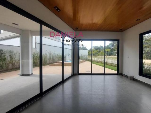 Casa à Venda no Condomínio Cyrela Região do Campolim em Sorocaba