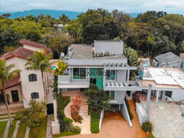 Casa à venda no condomínio da Riviera de São Lourenço