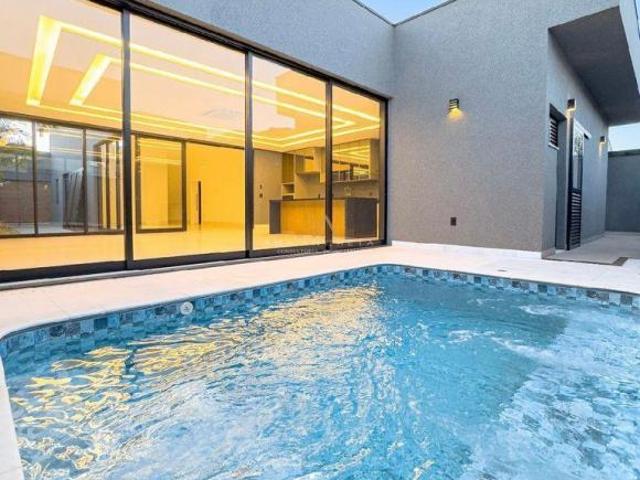 Casa à venda no Condomínio Damha V com 4 dormitórios