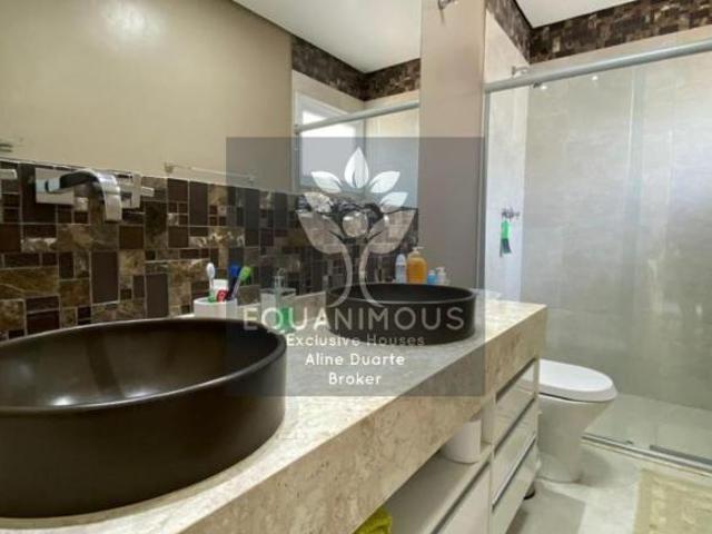 Casa a venda no Condomínio de Luxo Hanga Roa