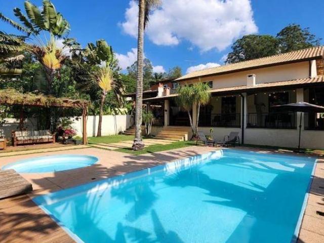 Casa à venda no condomínio Dom Henrique II B