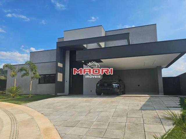 Casa à venda no Condomínio Ecovilla Boa Vista em Valinhos