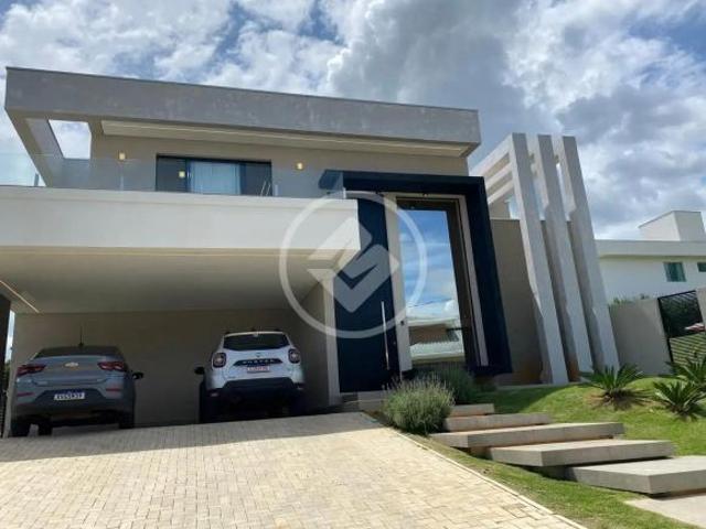 Casa a venda no Condomínio Encanto da Lagoa com 5 quartos sendo 4 suítes e piscina / Lagoa Santa/My