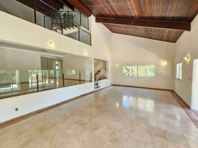 Casa à venda no Condomínio Estância Marambaia em Vinhedo SP