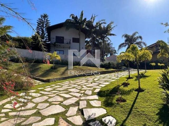 Casa à venda no Condomínio Estância Marambaia em Vinhedo SP