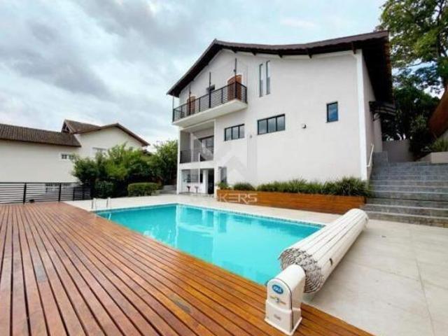 Casa à venda no Condomínio Estância Marambaia em Vinhedo/SP
