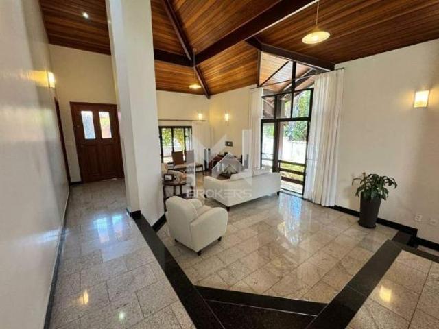 Casa à venda no Condomínio Estância Marambaia na cidade de Vinhedo SP