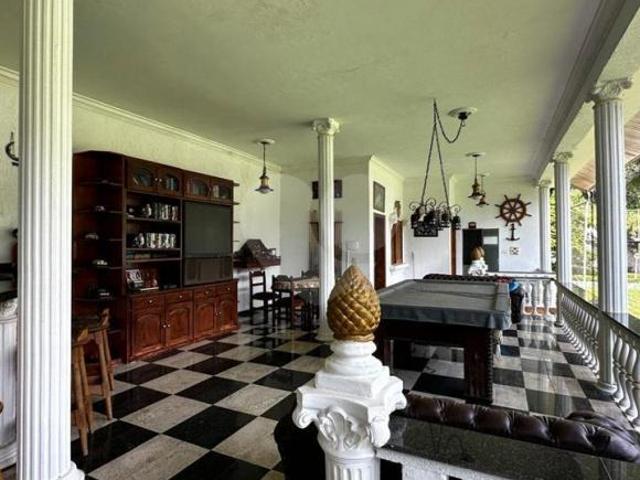 Casa à venda no Condomínio Fazenda da Ilha em Embu Guaçu SP
