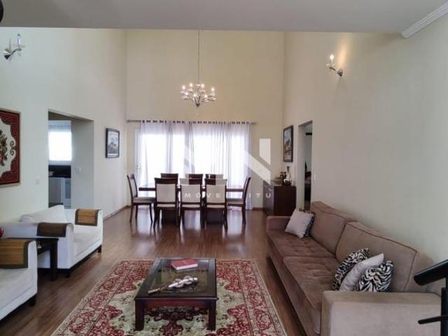 Casa à venda no Condomínio Fazenda Palmeiras Imperiais, Salto/SP, com 268 m ² de área construída