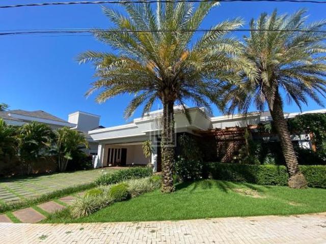 Casa à venda no Condominio Fechado Country Iguaçu, em Foz do Iguaçu