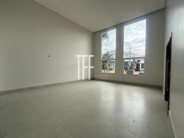 Casa à Venda no Condomínio Figueira Branca Betel Paulínia SP