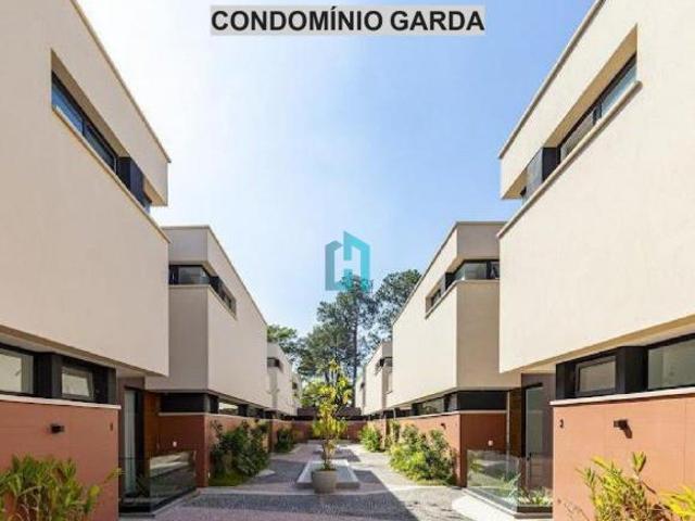 Casa à Venda no Condomínio Garda Jardim Cordeiro