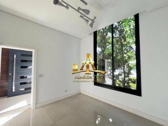 Casa à venda no Condomínio Gêneses I Alphaville Santana de Parnaíba/SP