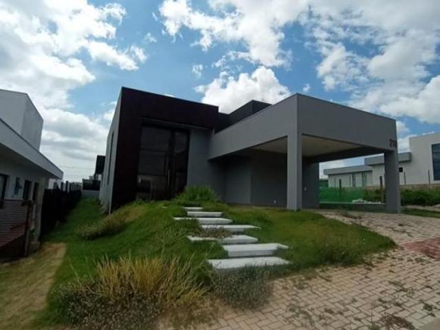 Casa á venda no condomínio Gran Royalle em Lagoa Santa.
