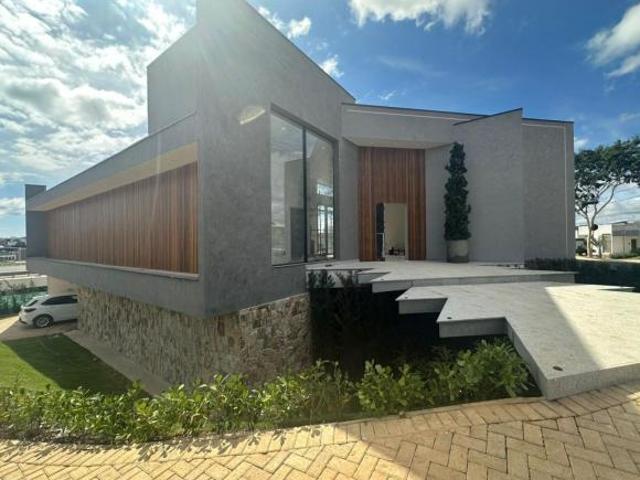 Casa a venda no condomínio Gran Royalle em Lagoa Santa