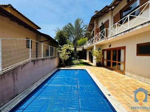 Casa a venda no condomínio Granja Viana Fazendinha