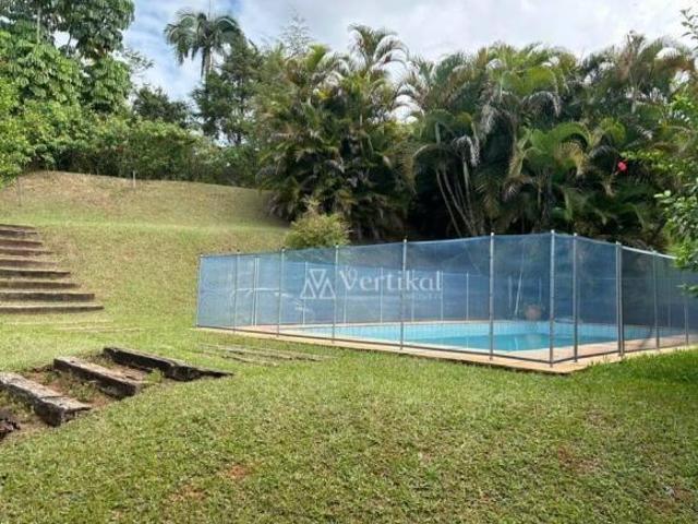 Casa à venda no Condominio Granja Viana II