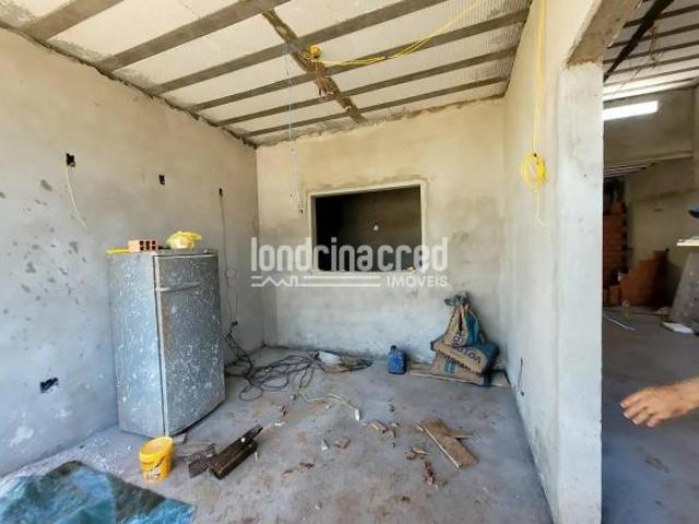 Casa à venda no Condomínio Heimtal Park com 3 quartos, 1 suíte, 3 banheiros, 2 vagas de garagem, 105